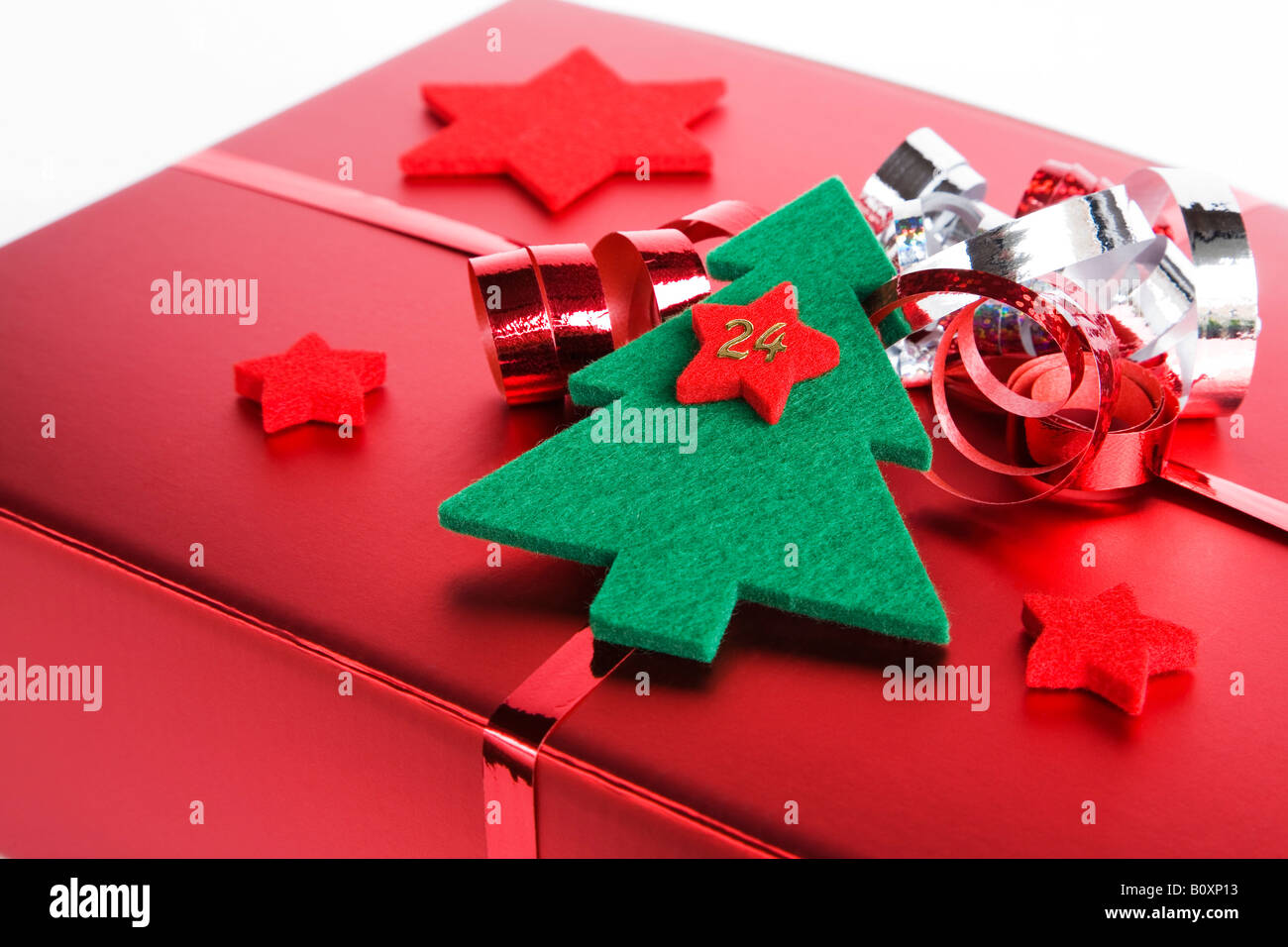 Christmas parcel, close up Stock Photo - Alamy