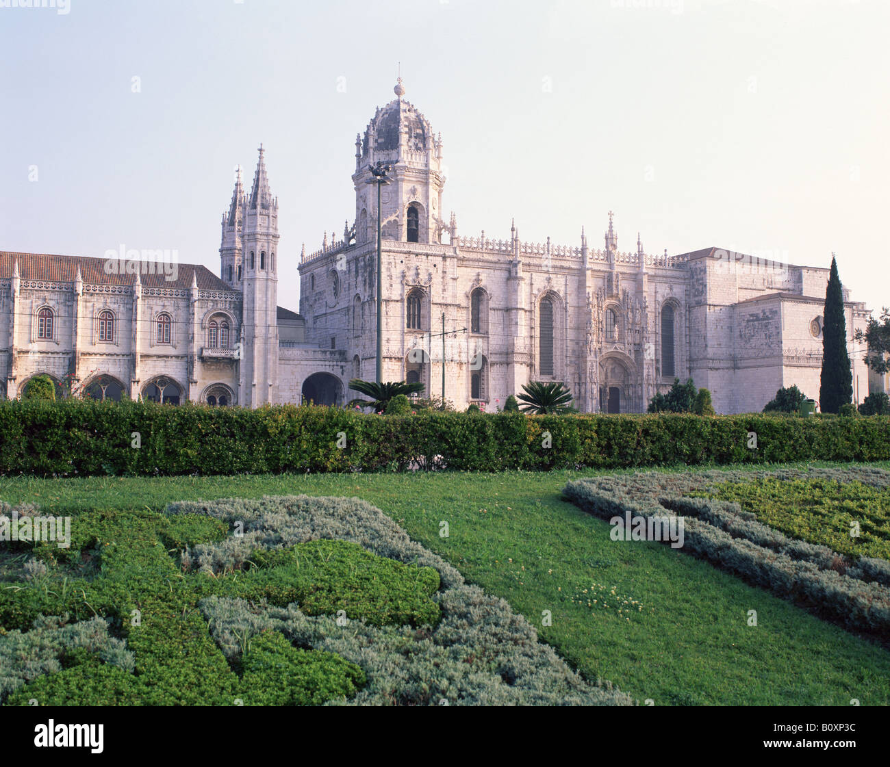 Jeronimos monastery exterior hi-res stock photography and images - Alamy