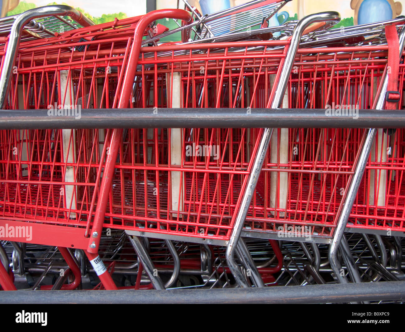 Empty carts in row hi-res stock photography and images - Alamy