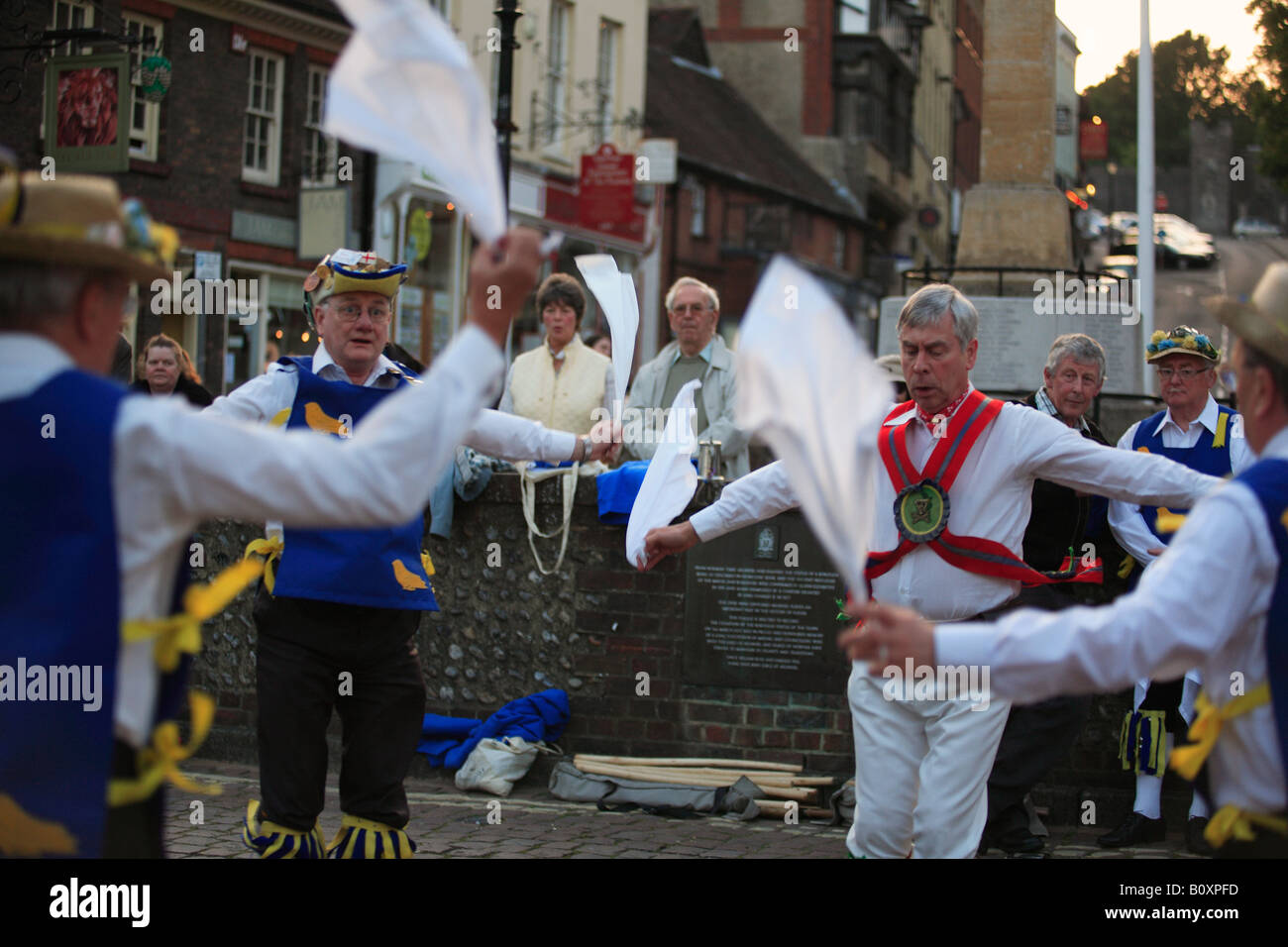 Martlet sword and morris dancers hi-res stock photography and images ...