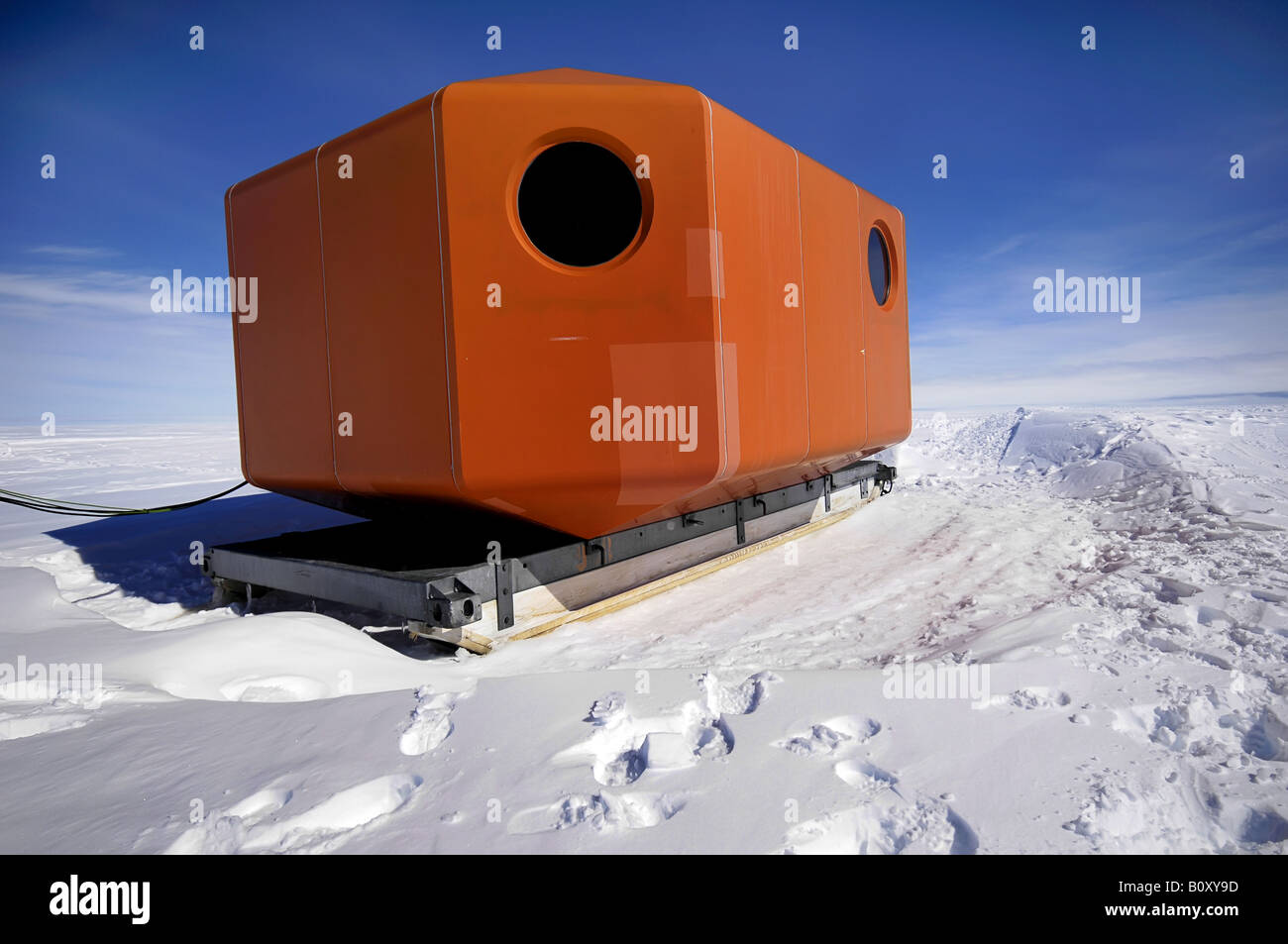 Antarctic research stations hi-res stock photography and images - Alamy