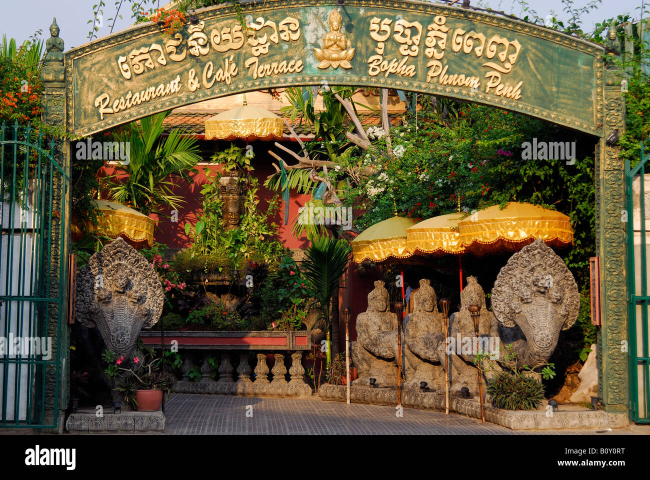 Phnom penh restaurant hi-res stock photography and images - Alamy