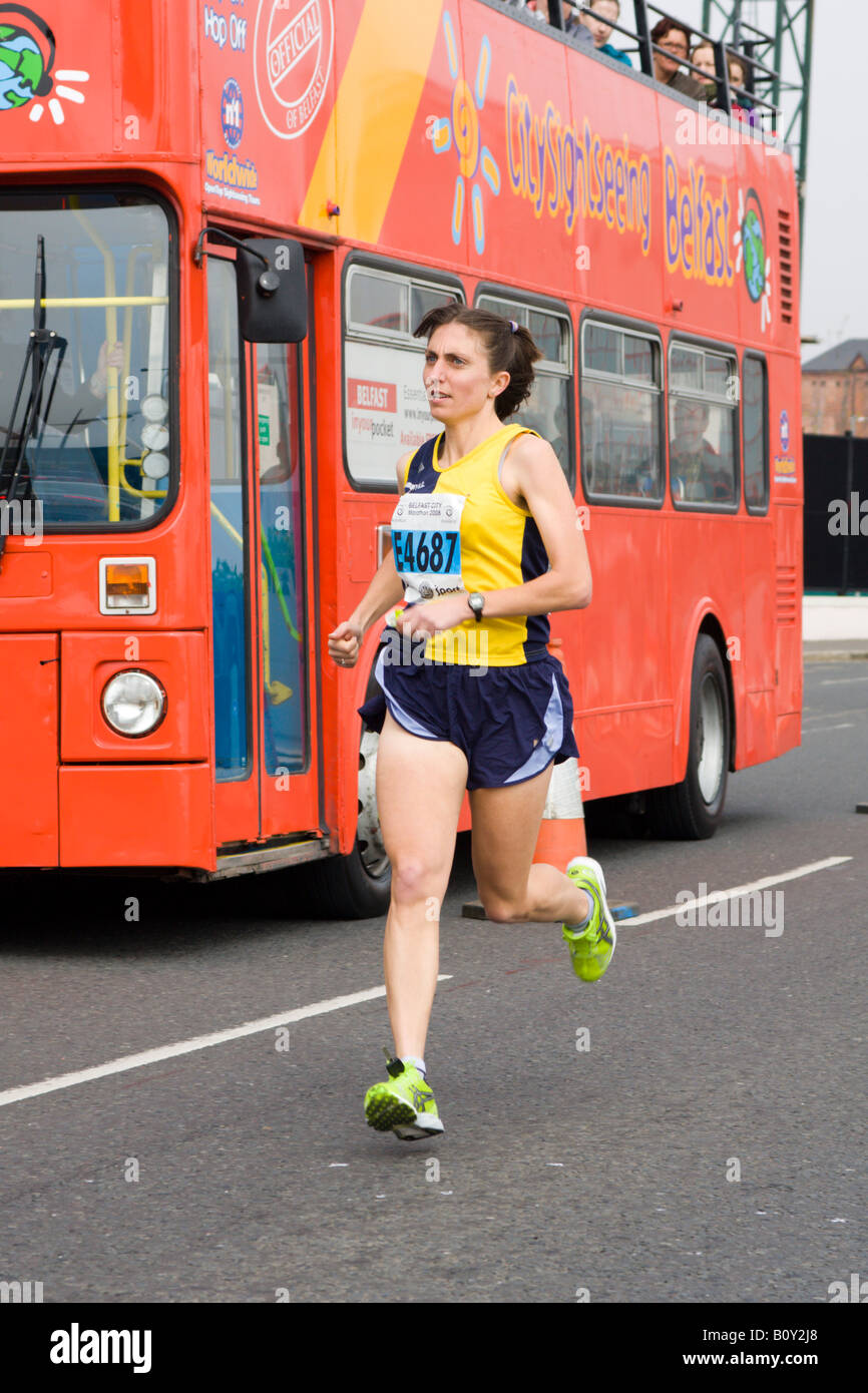 Tour Bus Belfast Stock Photos & Tour Bus Belfast Stock Images - Alamy