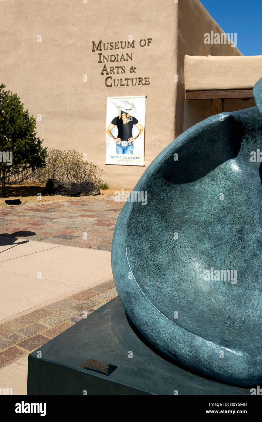 Arts culture culture hi-res stock photography and images - Alamy