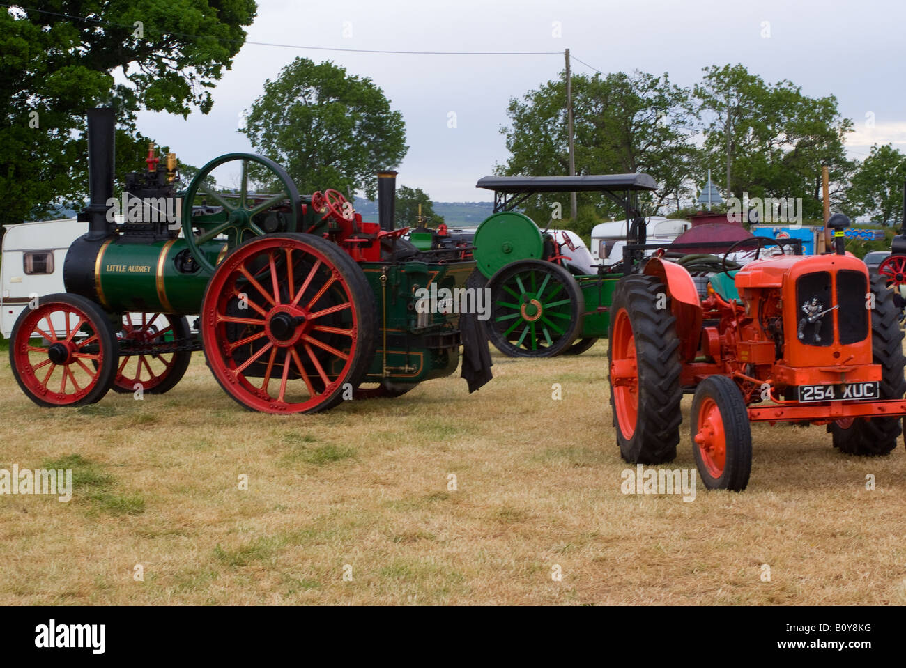 Old tractor engines hi-res stock photography and images - Alamy
