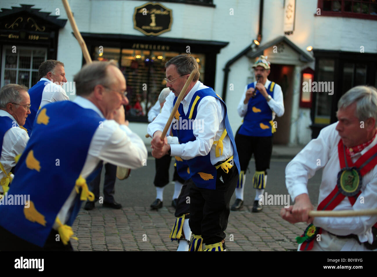 Martlet sword and morris dancers hi-res stock photography and images ...
