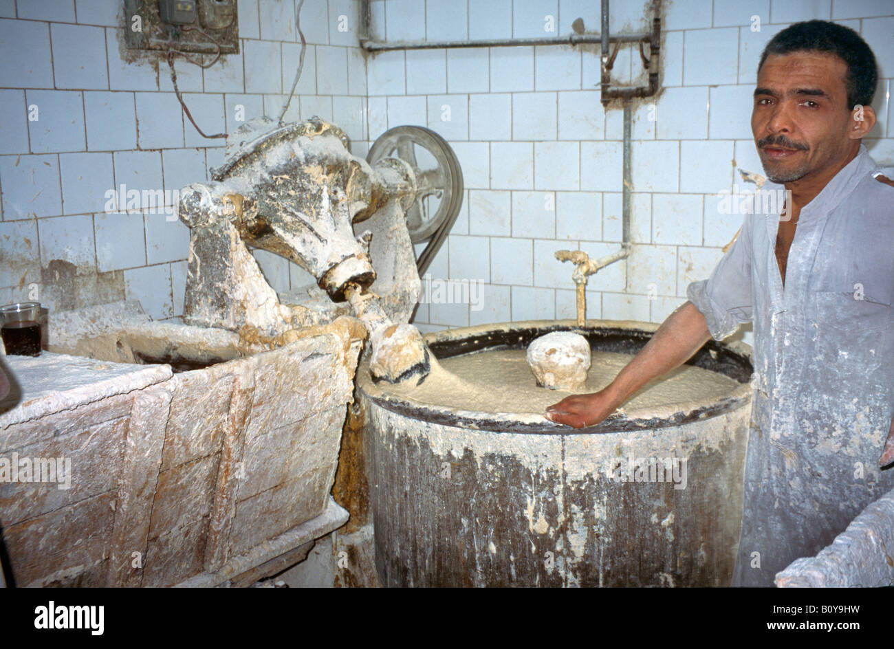 Bread baking egypt hi-res stock photography and images - Alamy