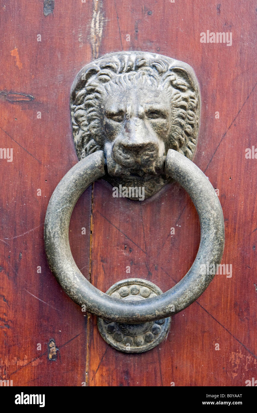 Door Rapper High Resolution Stock Photography and Images - Alamy