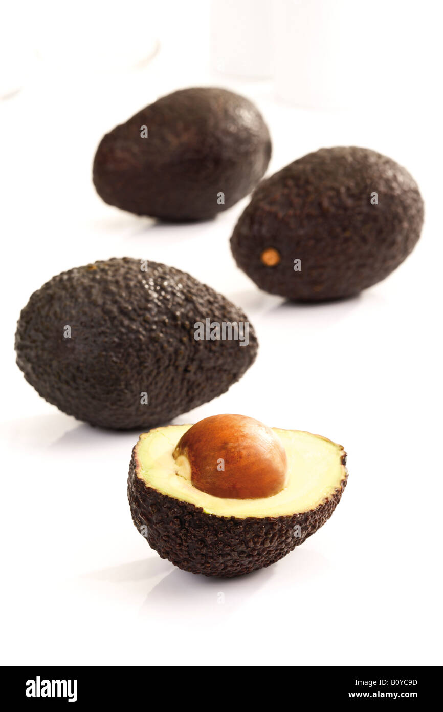 Avocado cross section hi-res stock photography and images - Alamy