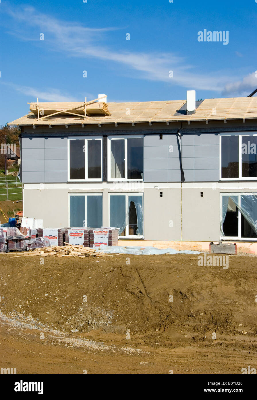 building lot prefabricated house Stock Photo - Alamy