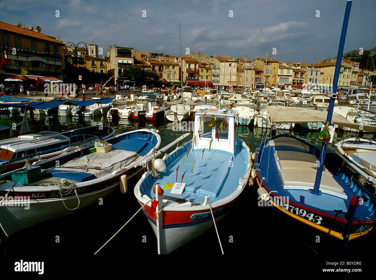 Cassis france hi-res stock photography and images - Alamy