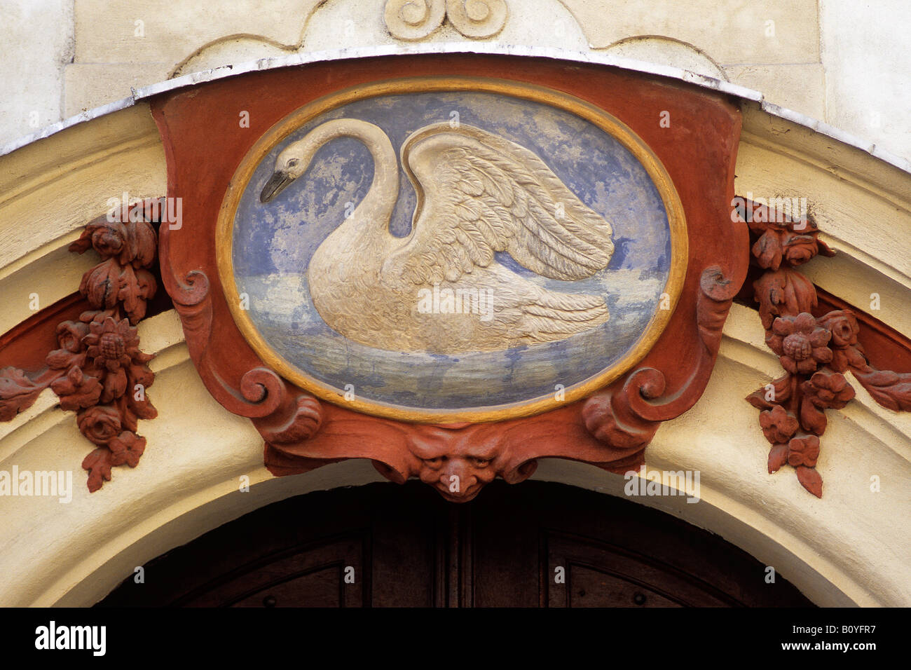 Swan house exterior hi-res stock photography and images - Alamy