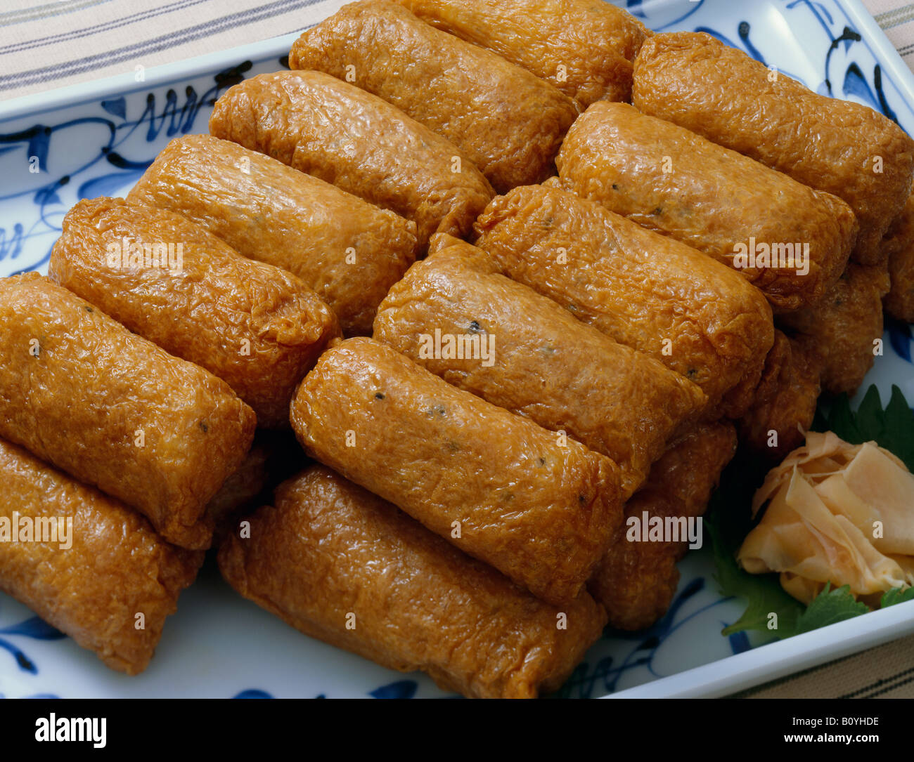 Inari sushi hi-res stock photography and images - Alamy