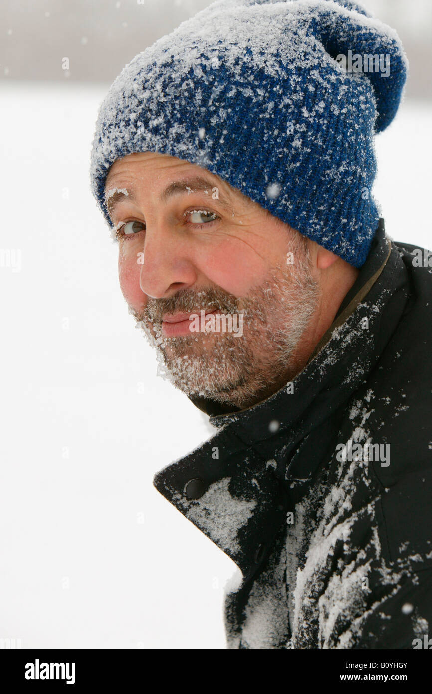 A man covered in snow Stock Photo - Alamy