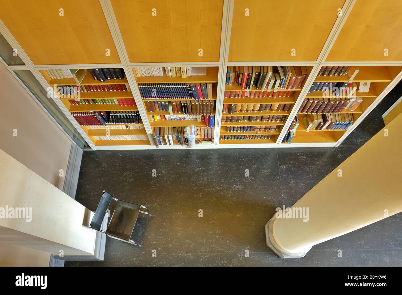 Empty volumes hi-res stock photography and images - Alamy