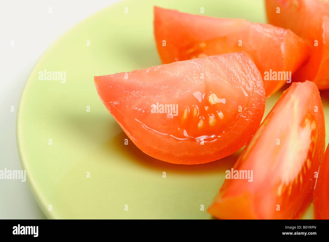 Sectioned tomato hi-res stock photography and images - Alamy