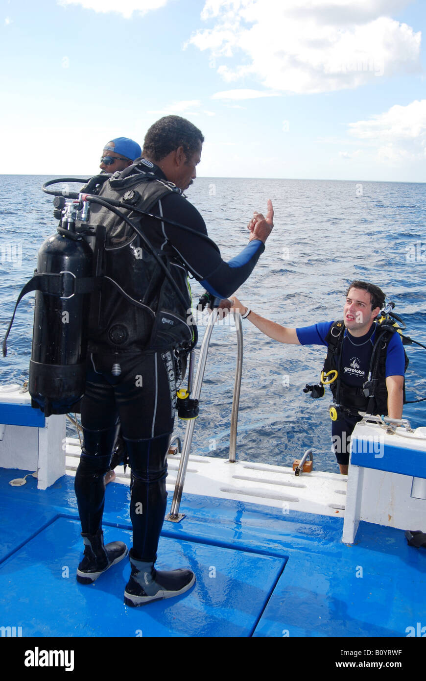 Cuba diving instructor hi-res stock photography and images - Alamy