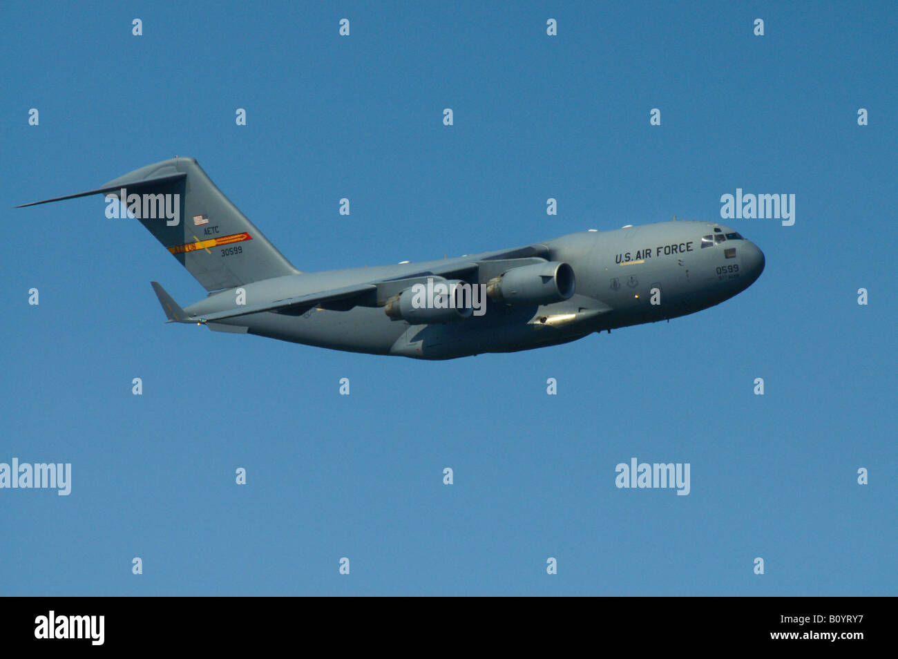 Strategic airlift jet hi-res stock photography and images - Alamy