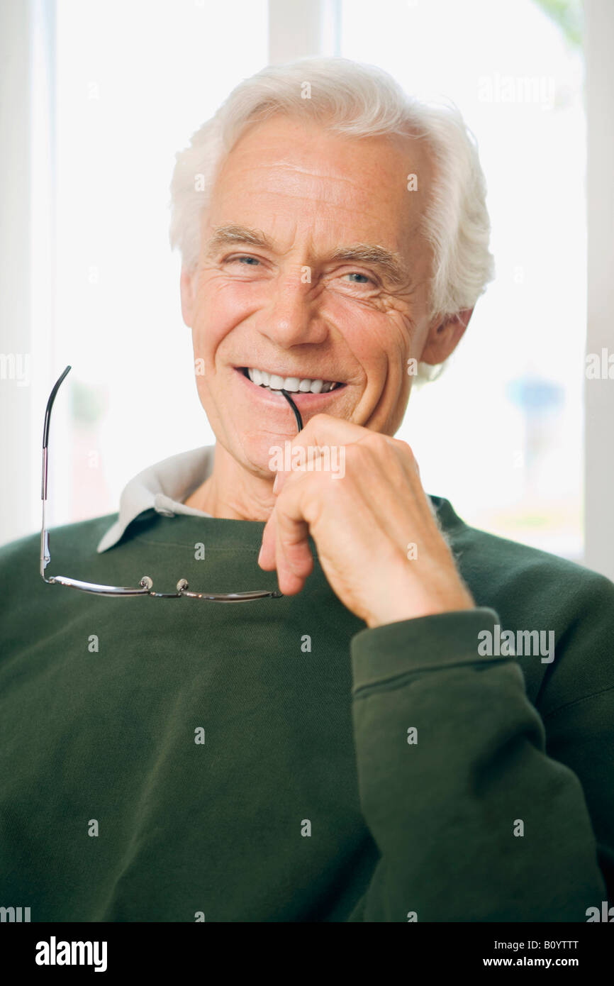 Senior man, smiling, portrait Stock Photo - Alamy