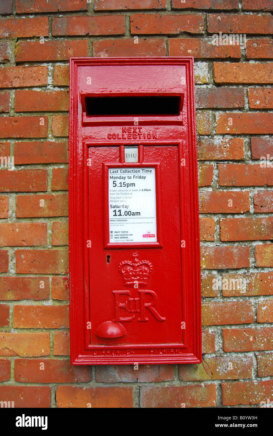 Victorian post box, High Street, Tring, Hertfordshire, England, United ...