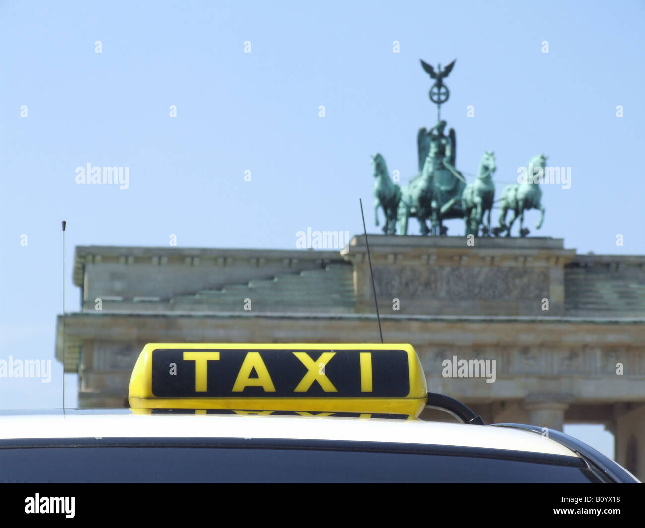 Taxi rank berlin hi-res stock photography and images - Alamy
