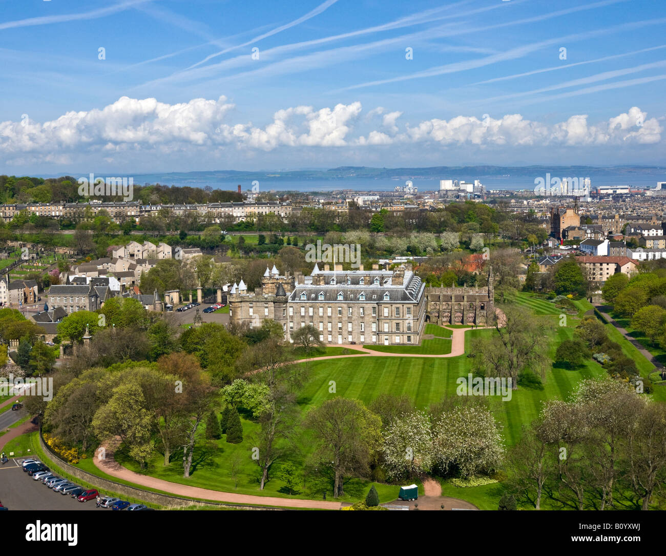 Queen palace of holyroodhouse hi-res stock photography and images - Alamy