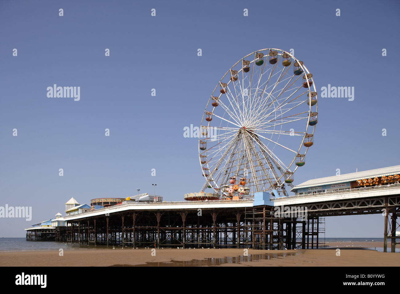 Ferris wheel on central pier in Blackpool UK Stock Photo - Alamy
