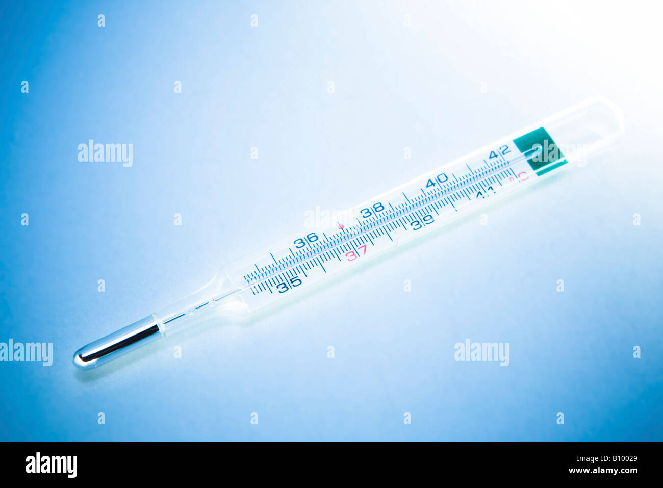 Clinical thermometer with celsius grade Stock Photo - Alamy