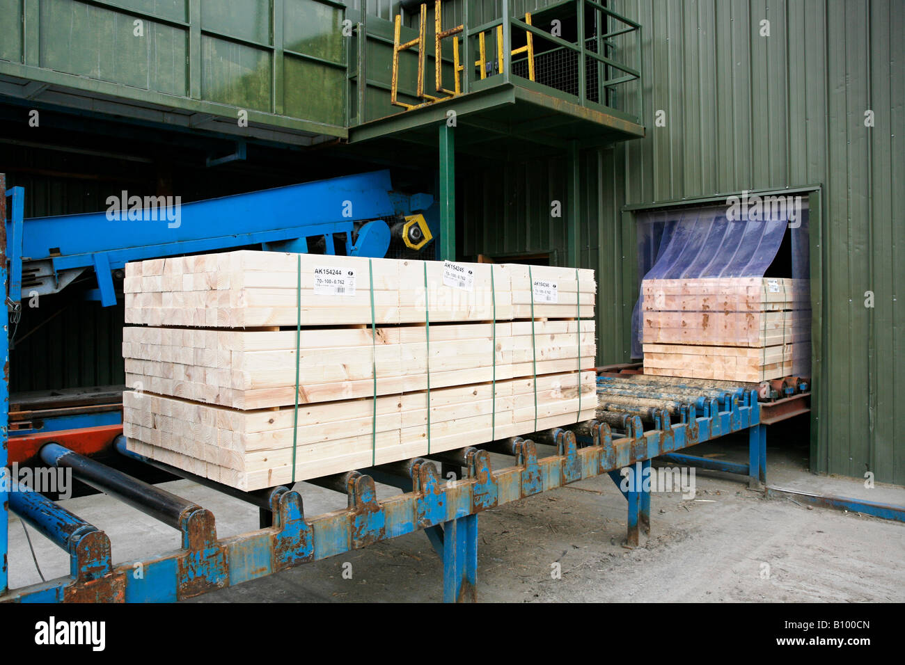 Cut Pine Tree Logs, planed softwood construction building timber at ...