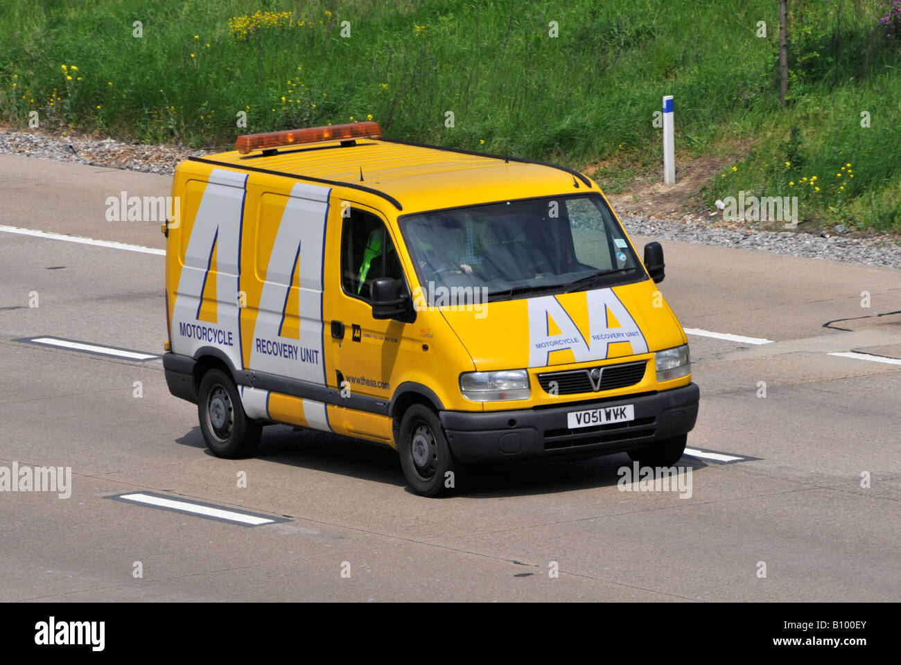 AA automobile association breakdown business yellow recovery rescue van ...