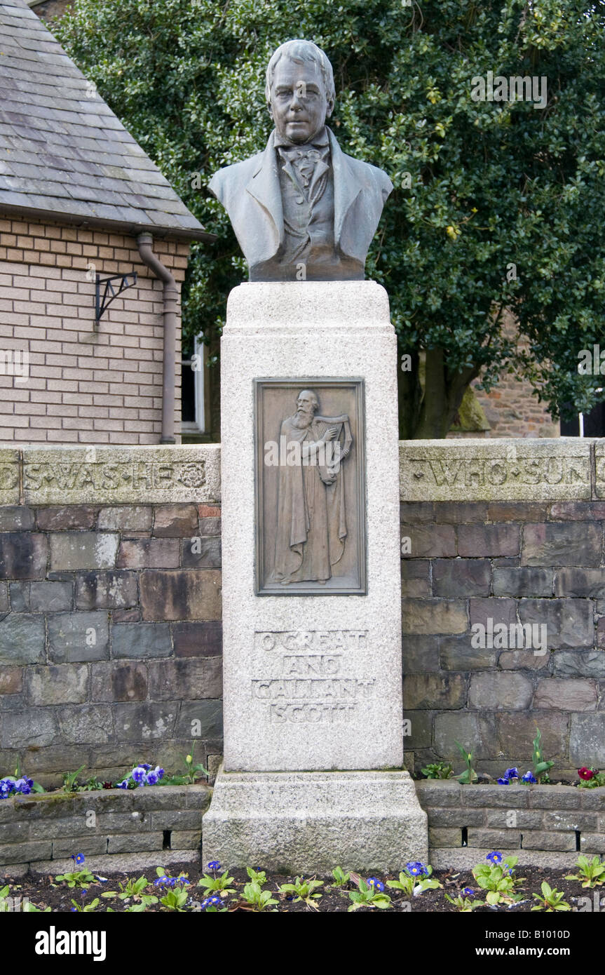 Walter Scott statue Galashiels Stock Photo - Alamy