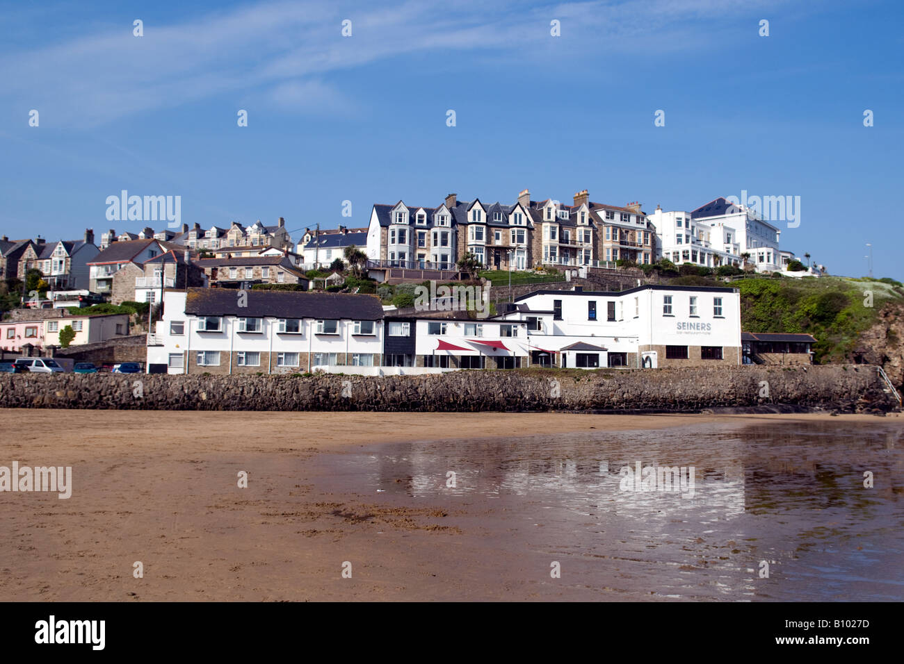 Perranporth hi-res stock photography and images - Alamy