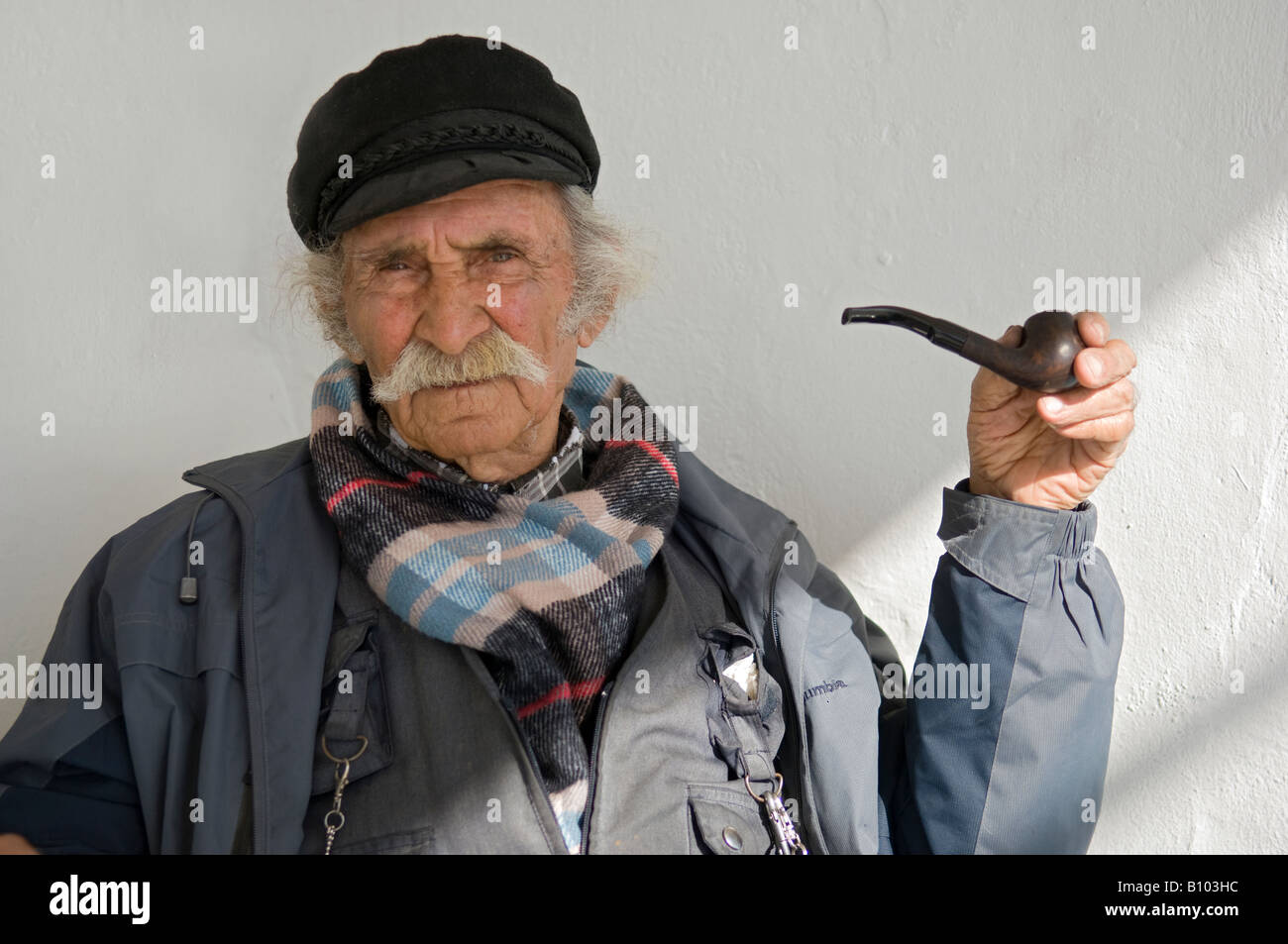 Fisherman pipe hi-res stock photography and images - Alamy