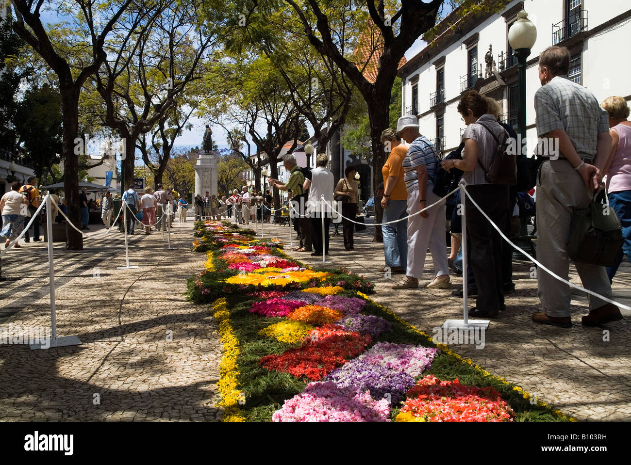 dh Flower Festival FUNCHAL MADEIRA Tapestry of flower decorating ...