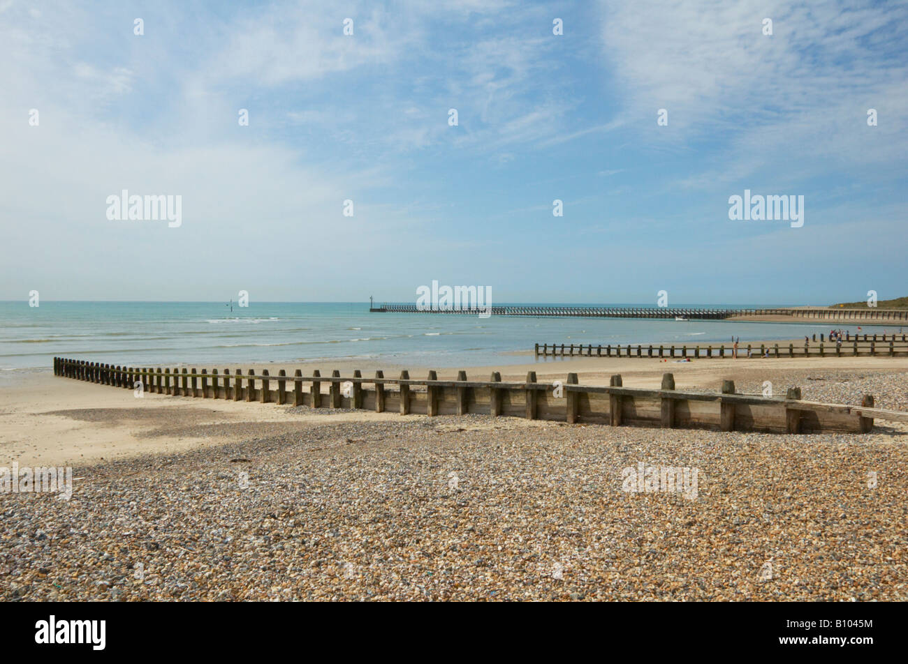 Littlehampton seaside resort hi-res stock photography and images - Alamy