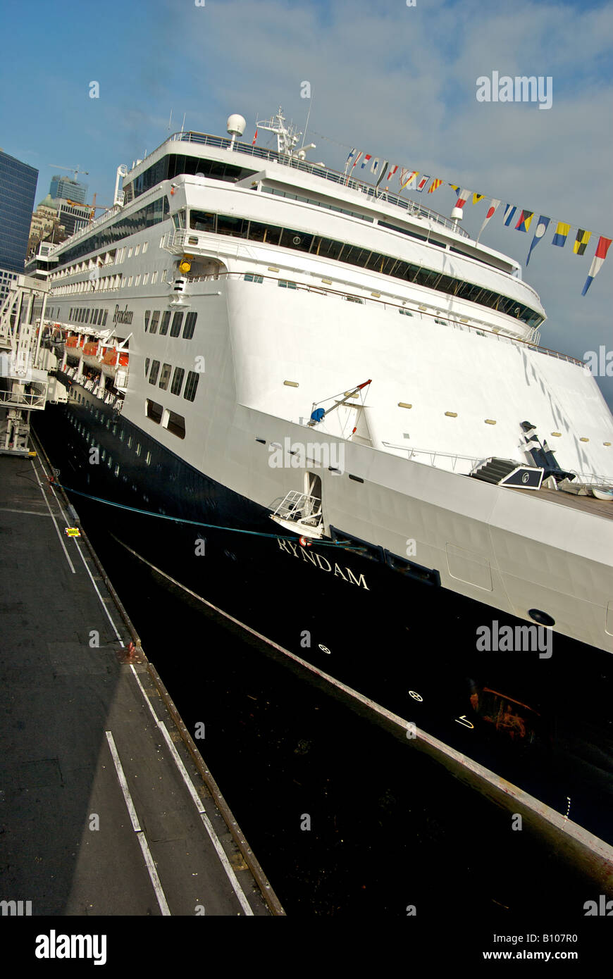 Ryndam ship hi-res stock photography and images - Alamy