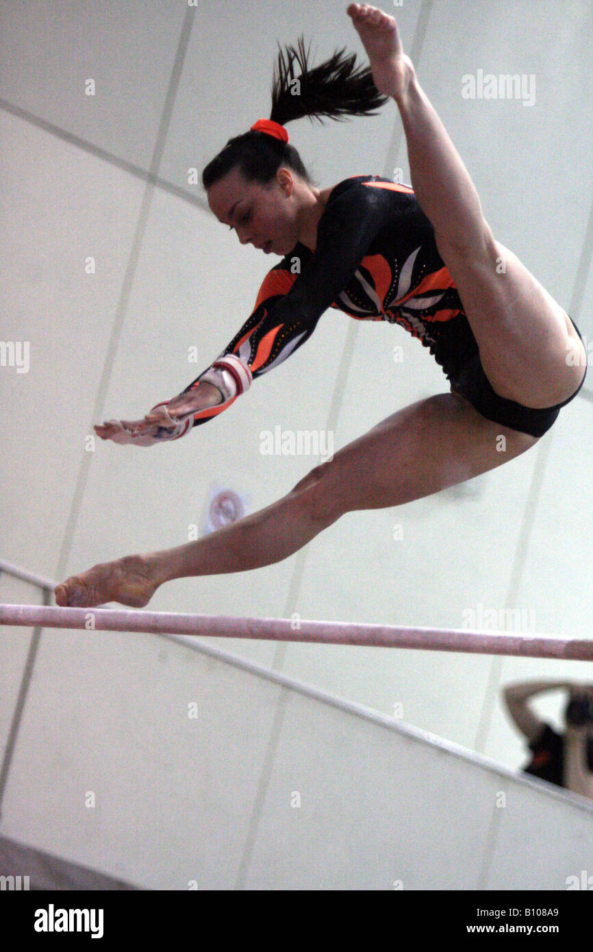 elizabeth beth tweddle flying high on asymetric bars at 2008 british ...