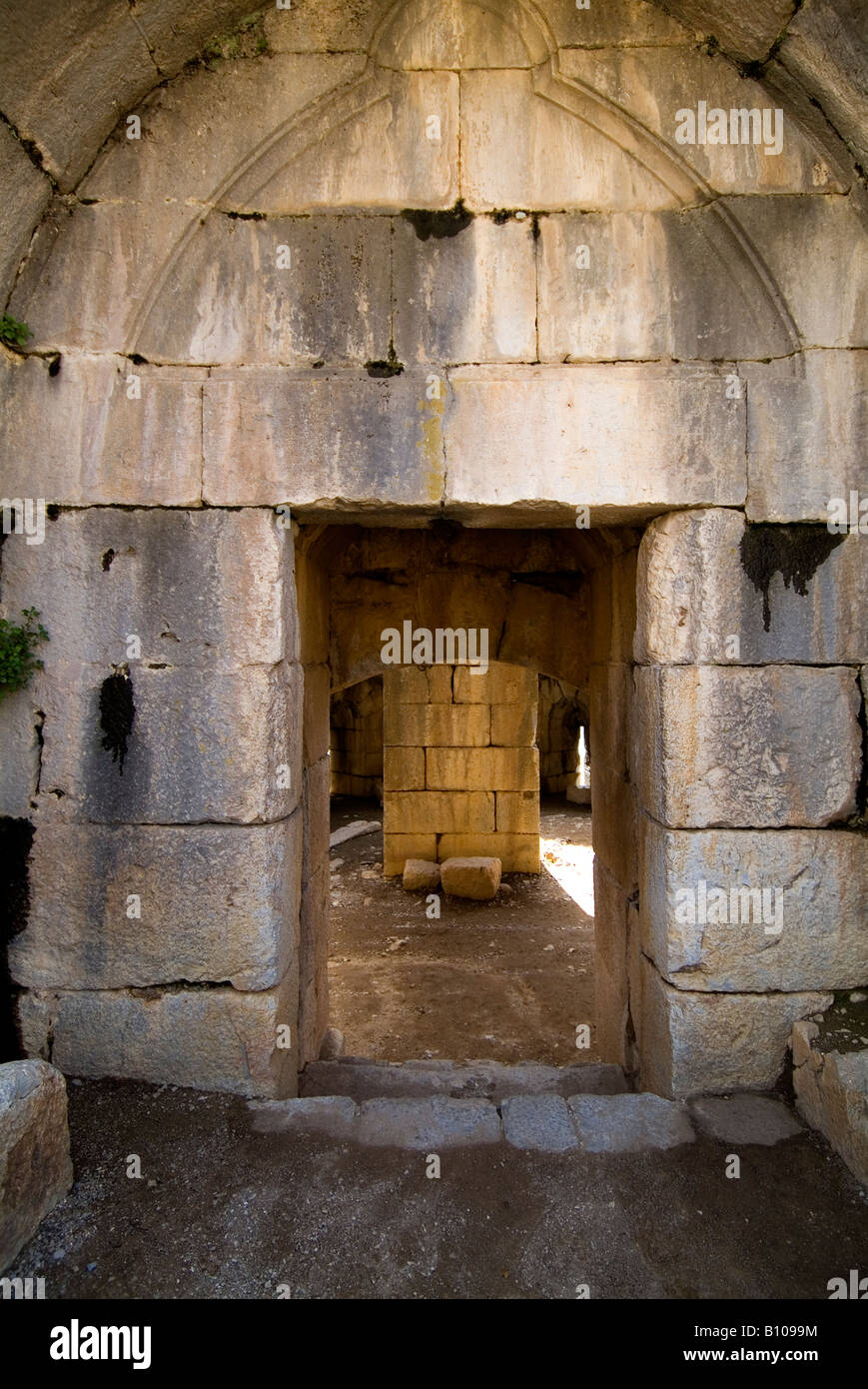 Nimrod namrud fortress nimrod castle hi-res stock photography and ...