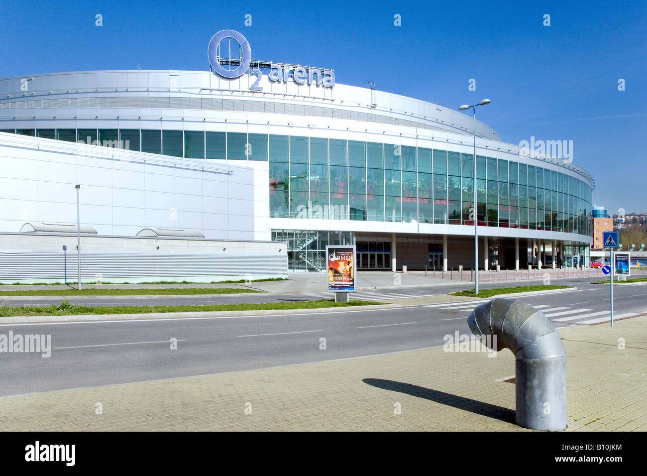 multifunkcni hala O2 Arena, Vysocany, Praha Stock Photo - Alamy
