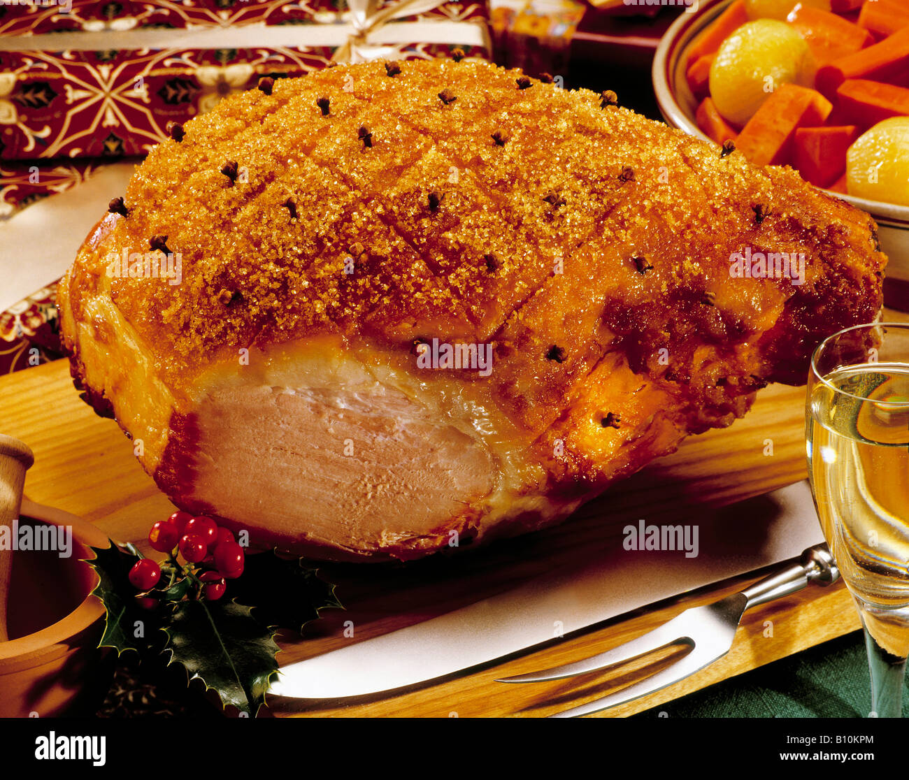 Traditional christmas dinner turkey ham hi-res stock photography and ...