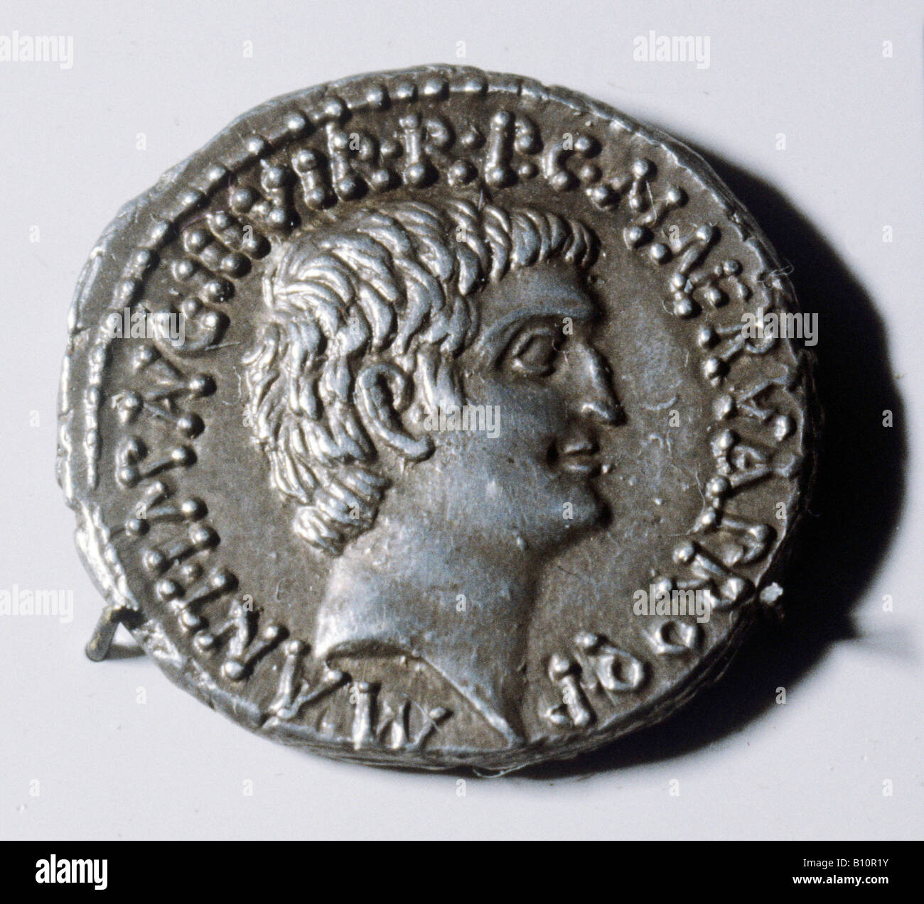 Roman coin hi-res stock photography and images - Alamy