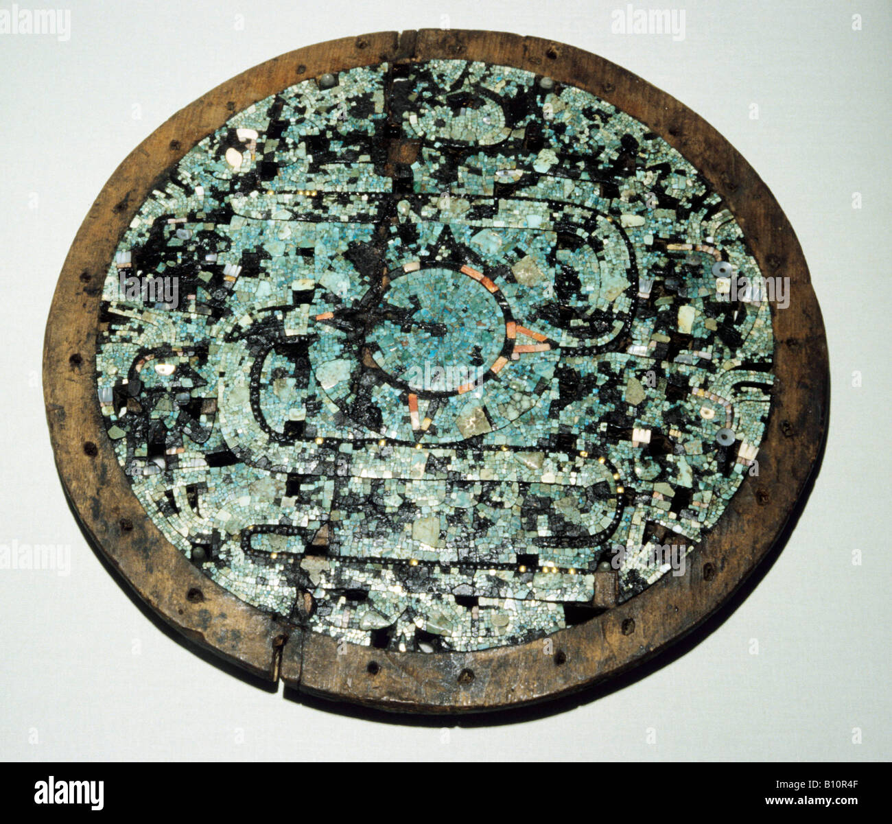 Ceremonial shield with mosaic decoration. 1400-1521 AD. Aztec. Mexico ...