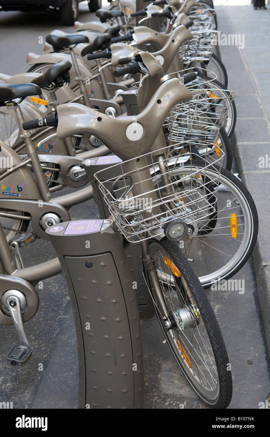 Velib public bicycle paris hi-res stock photography and images - Alamy