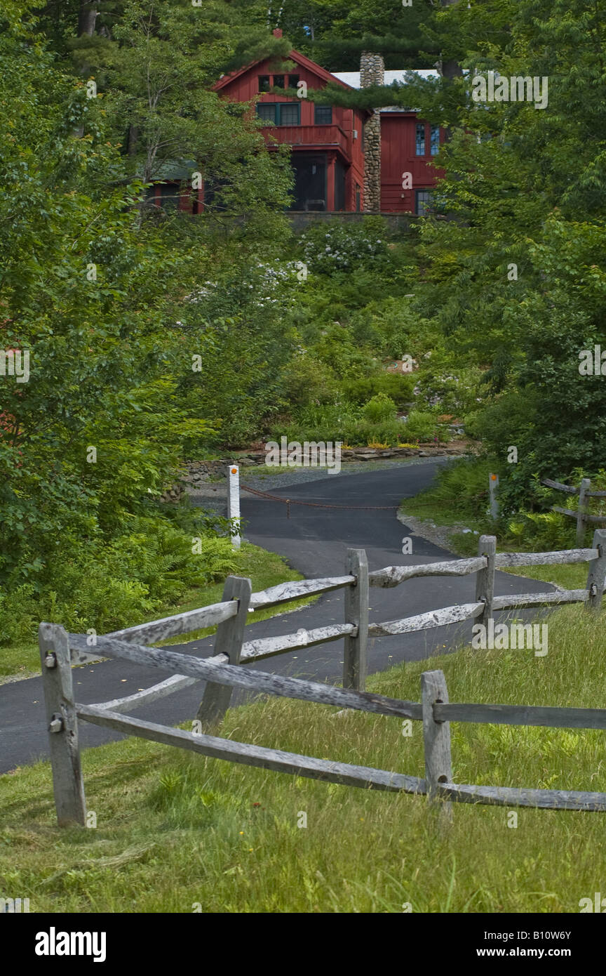 Hampshire country road hi-res stock photography and images - Alamy