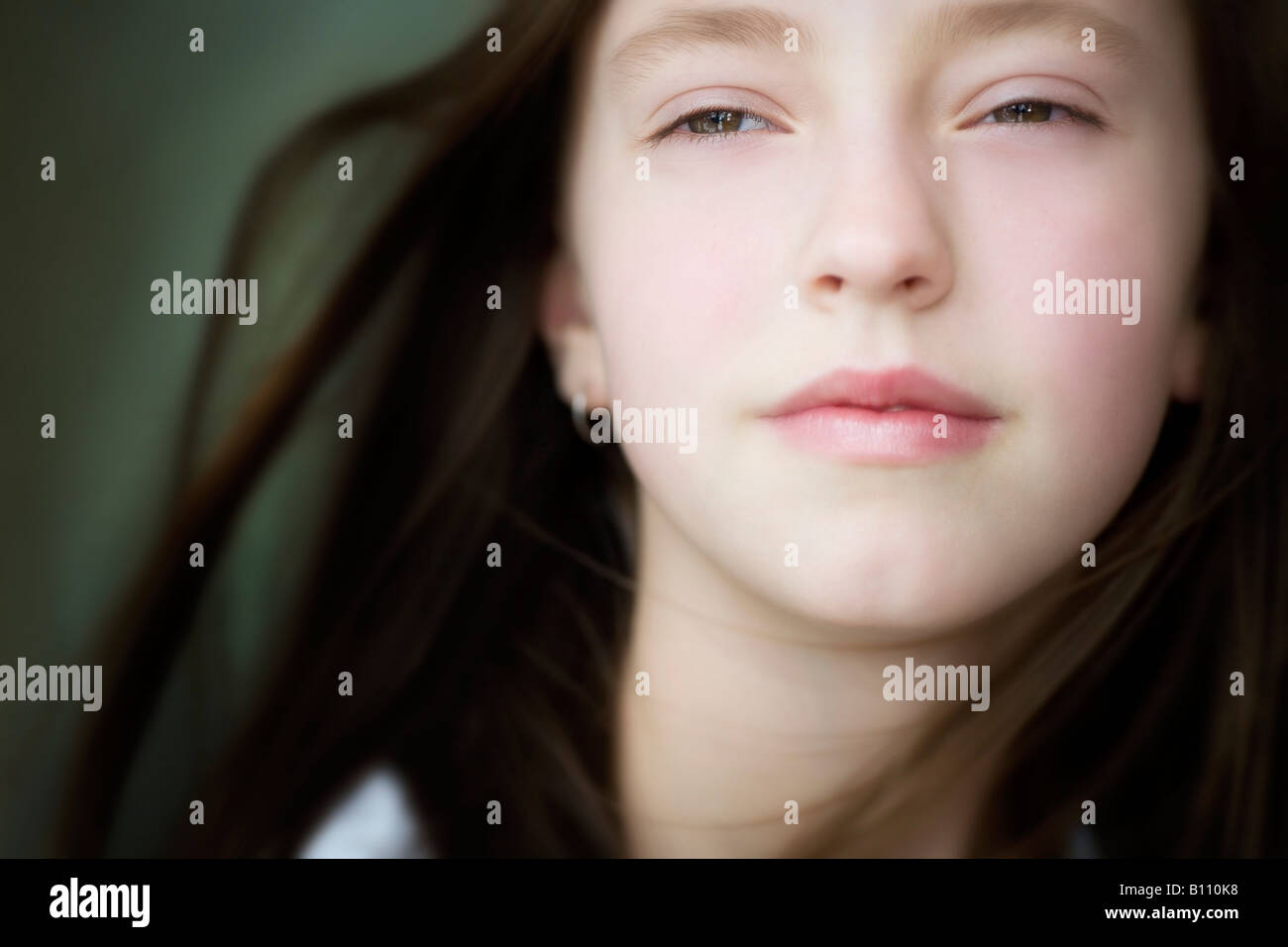 Young girl's face Stock Photo - Alamy