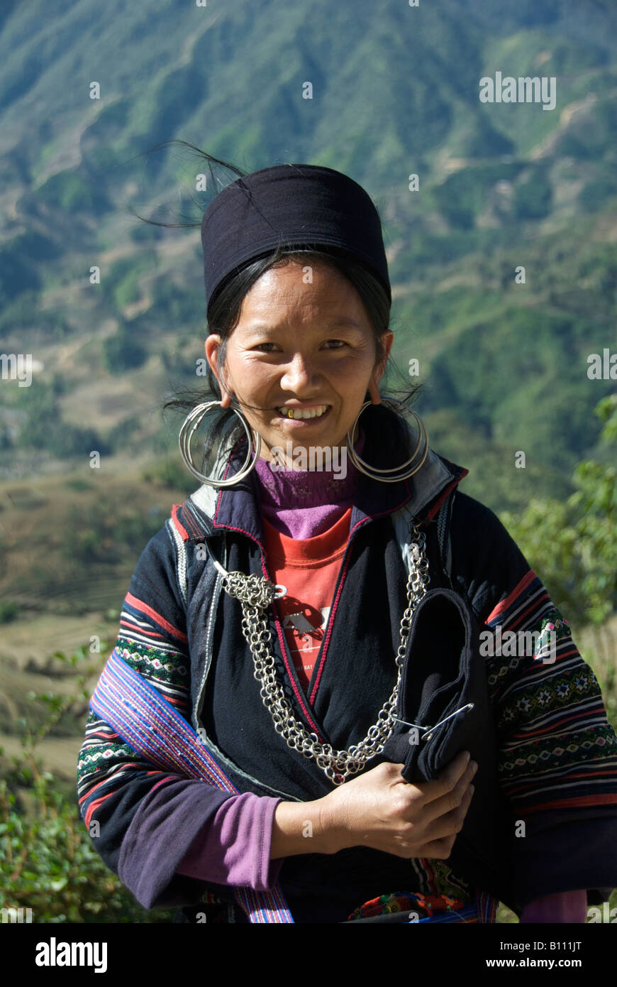 Portrait Black Hmong Woman Near Sapa Northern Vietnam Stock Photo - Alamy