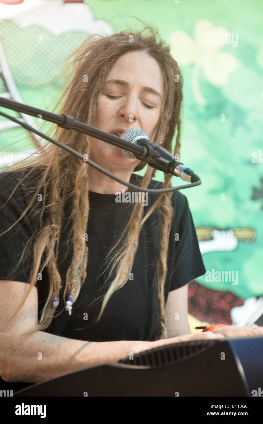 Sonia singer hi-res stock photography and images - Alamy