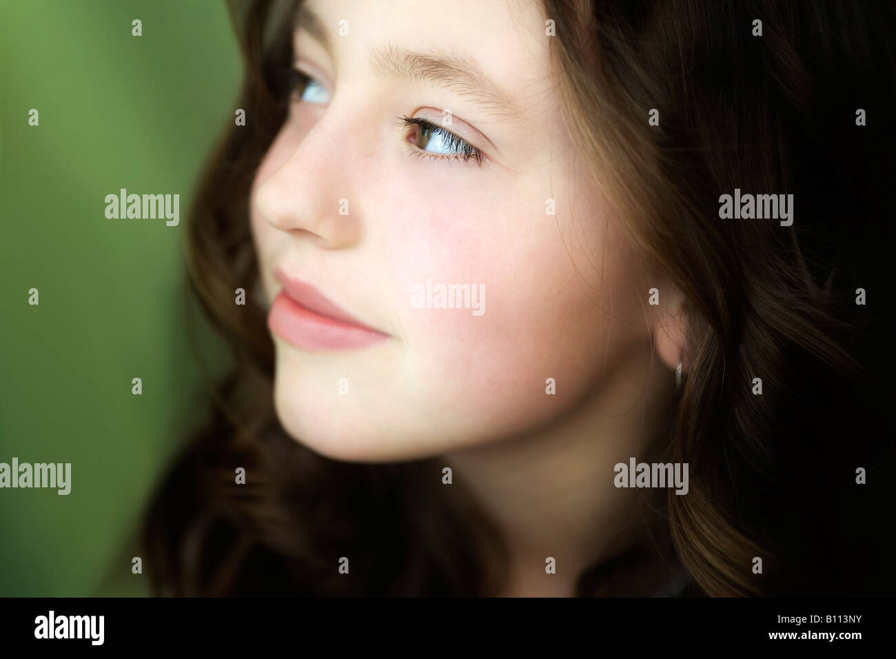 Teen girl headshot hi-res stock photography and images - Alamy