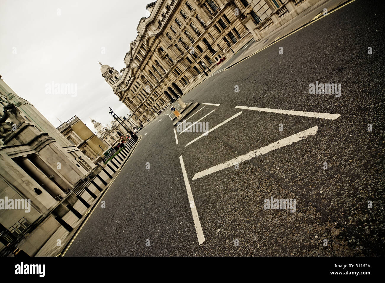Empty street in the city of London Stock Photo - Alamy