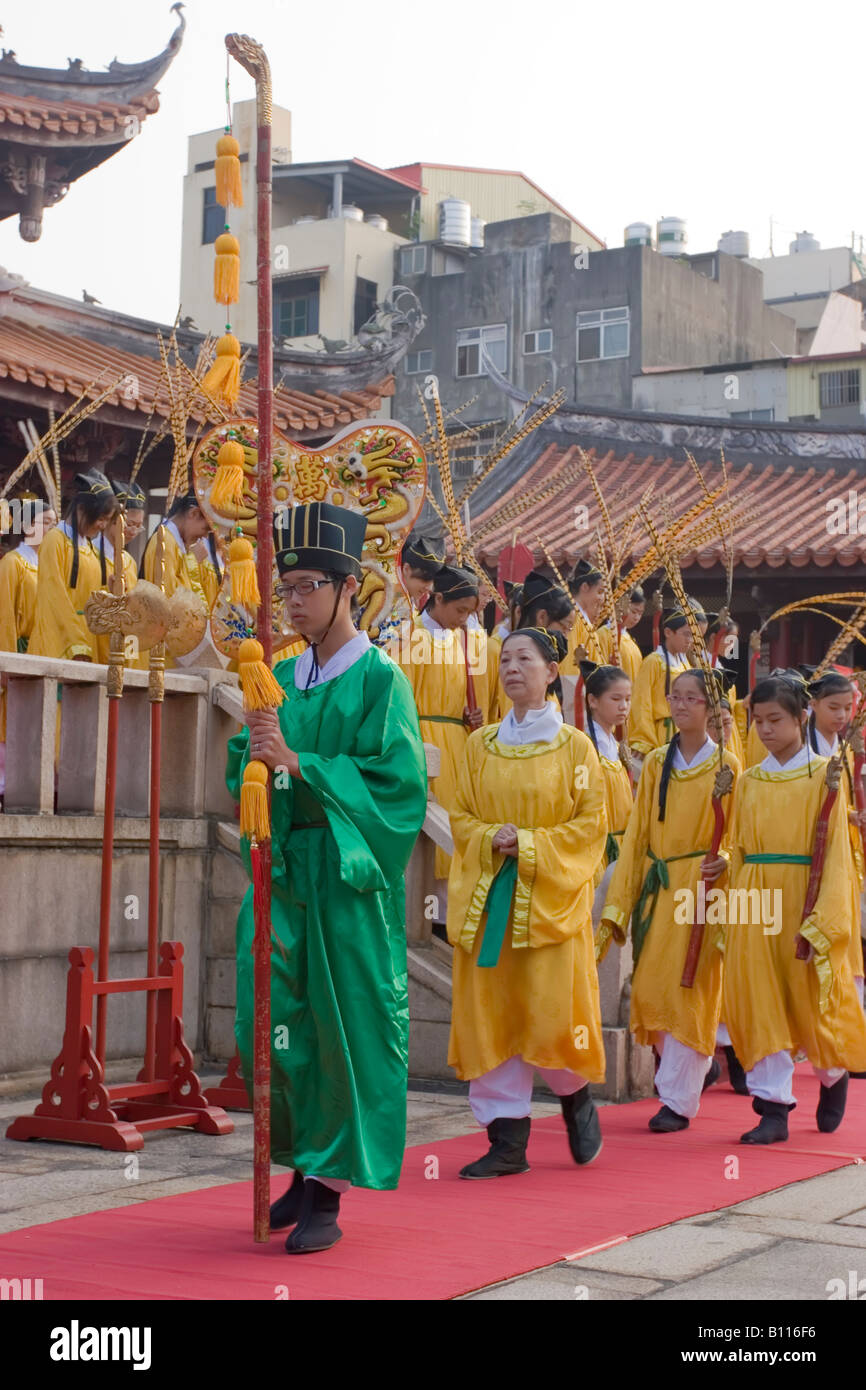 Students and teachers celebrate Confucius birthday Stock Photo - Alamy